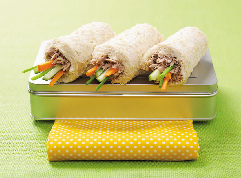Tuna and Veggie Roll – COBS Bread